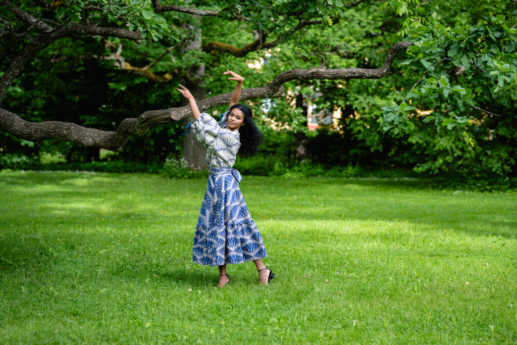 About - Lili Marleena